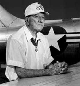 USAF Captain Ed Freeman - Vietnam War Medal of Honor Winner | Building ...