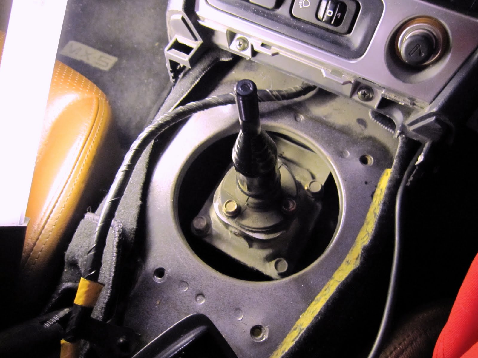 garage: Dust shift boot replacement