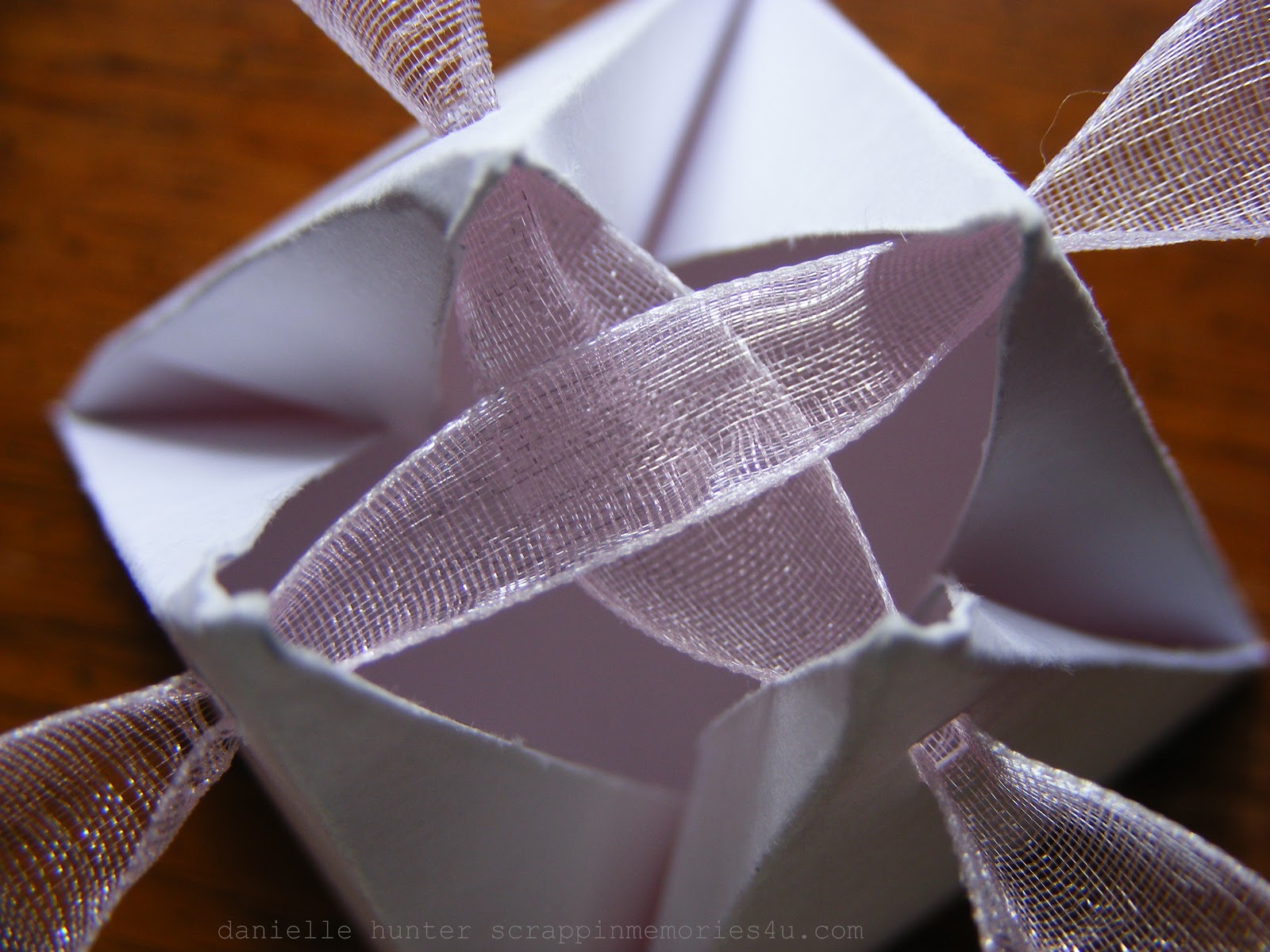 Snap & Scrap: I Made a Pyramid Box