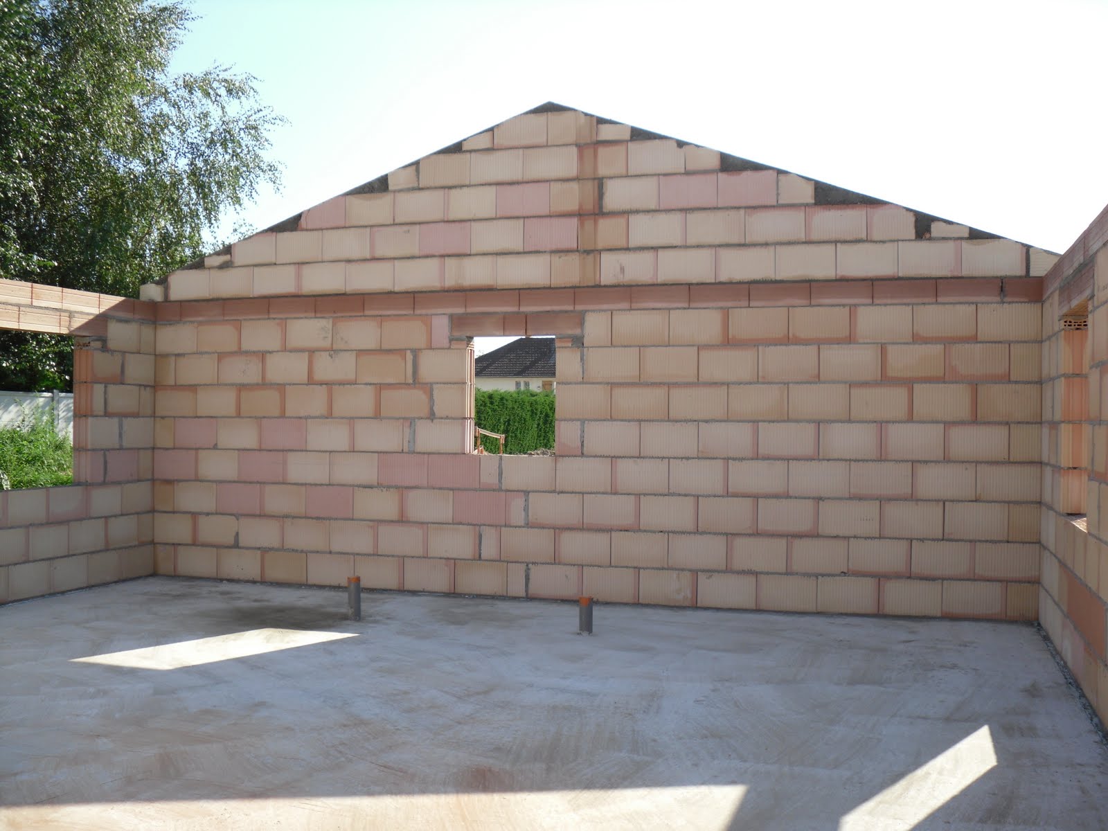 Construction de notre maison: Les murs, les pignons.