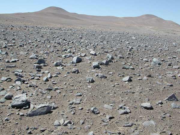 desert biome: Desert Soil Type and Geographic Features-32° 15′ 36″ N ...