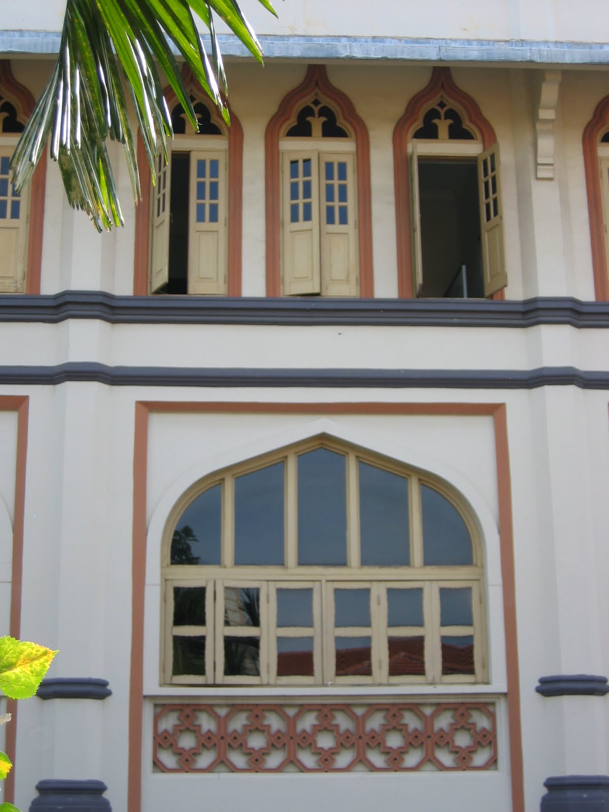 Windows: Masjid Sultan Mosque WindowsOct. 2, 2010,