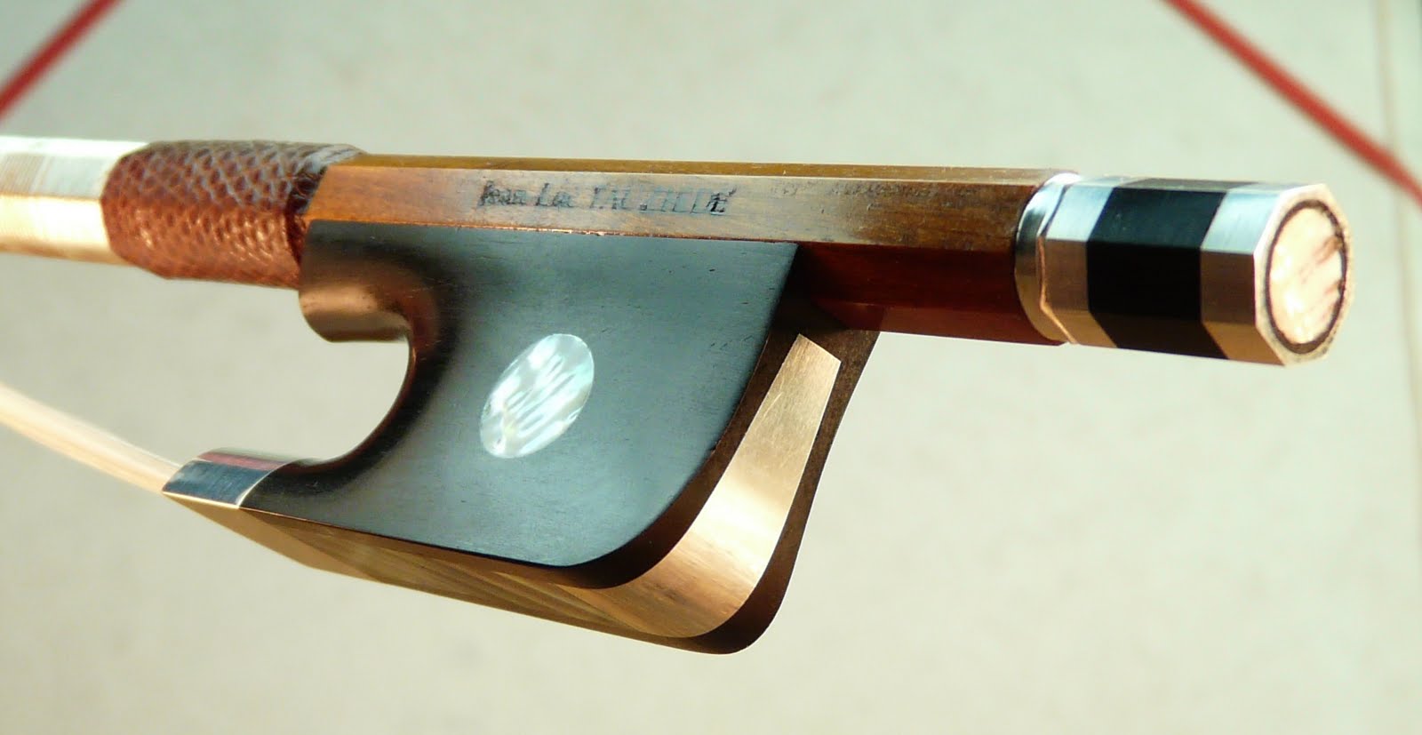 Atelier J.L.TAUZIEDE - ARCHETIER - Meilleur Ouvrier de France 2011: ARCHETS