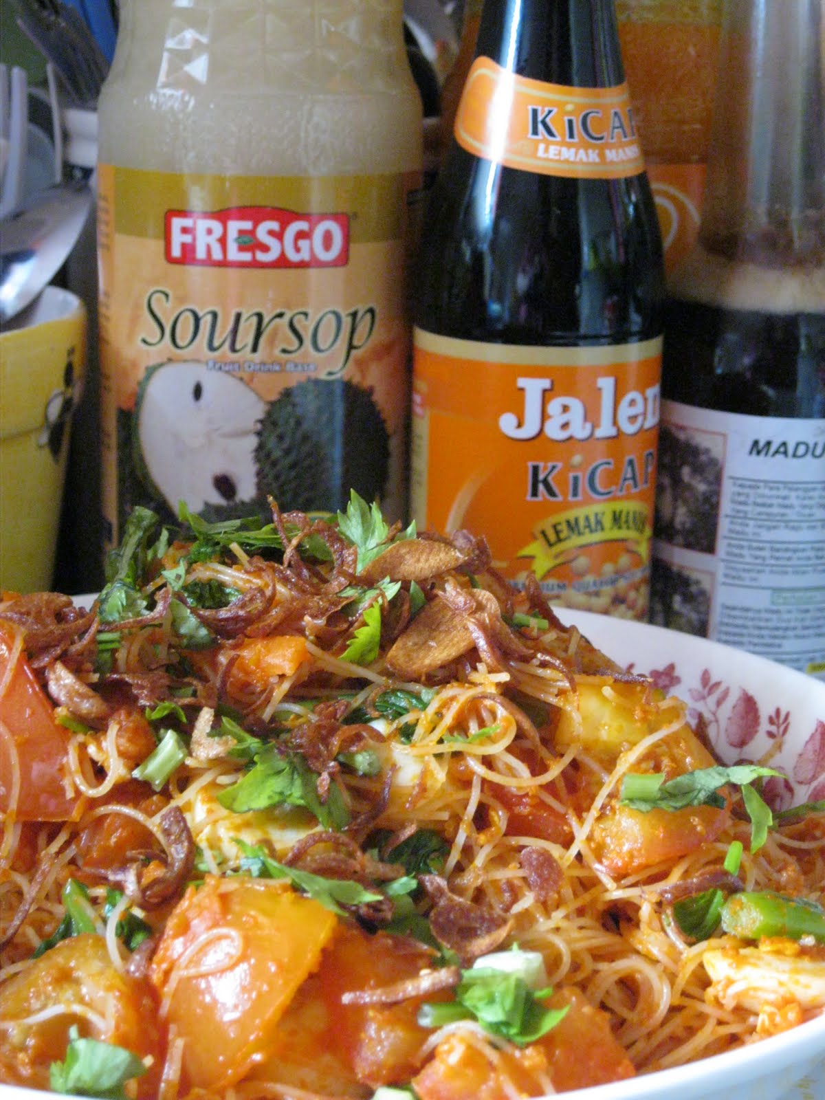 inachomel: MEE HOON GORENG SEMPOI