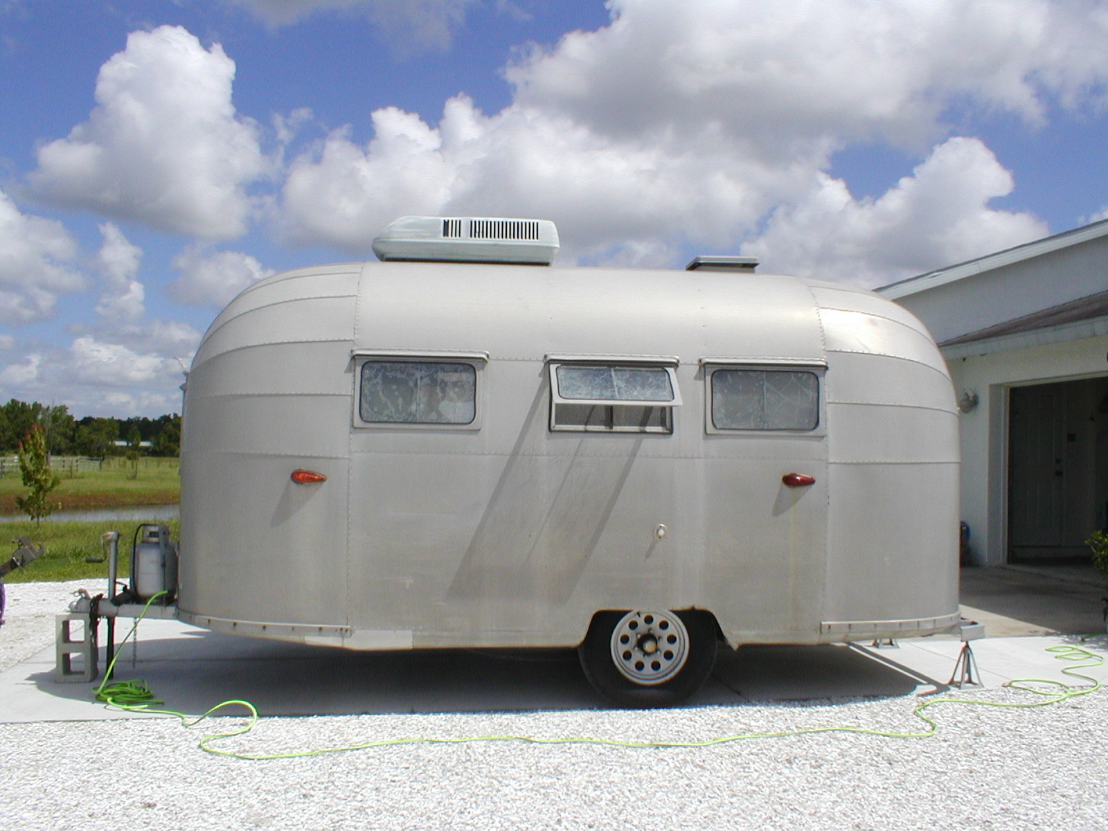 American Classic Campers, Airstreams & more: 1954 Airstream 17'