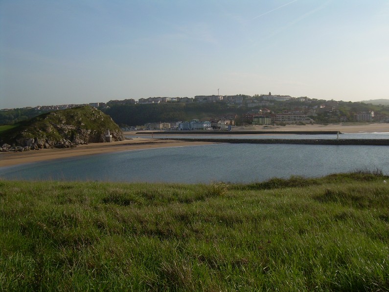 Exilio en Cantabria: Playa de Cuchía