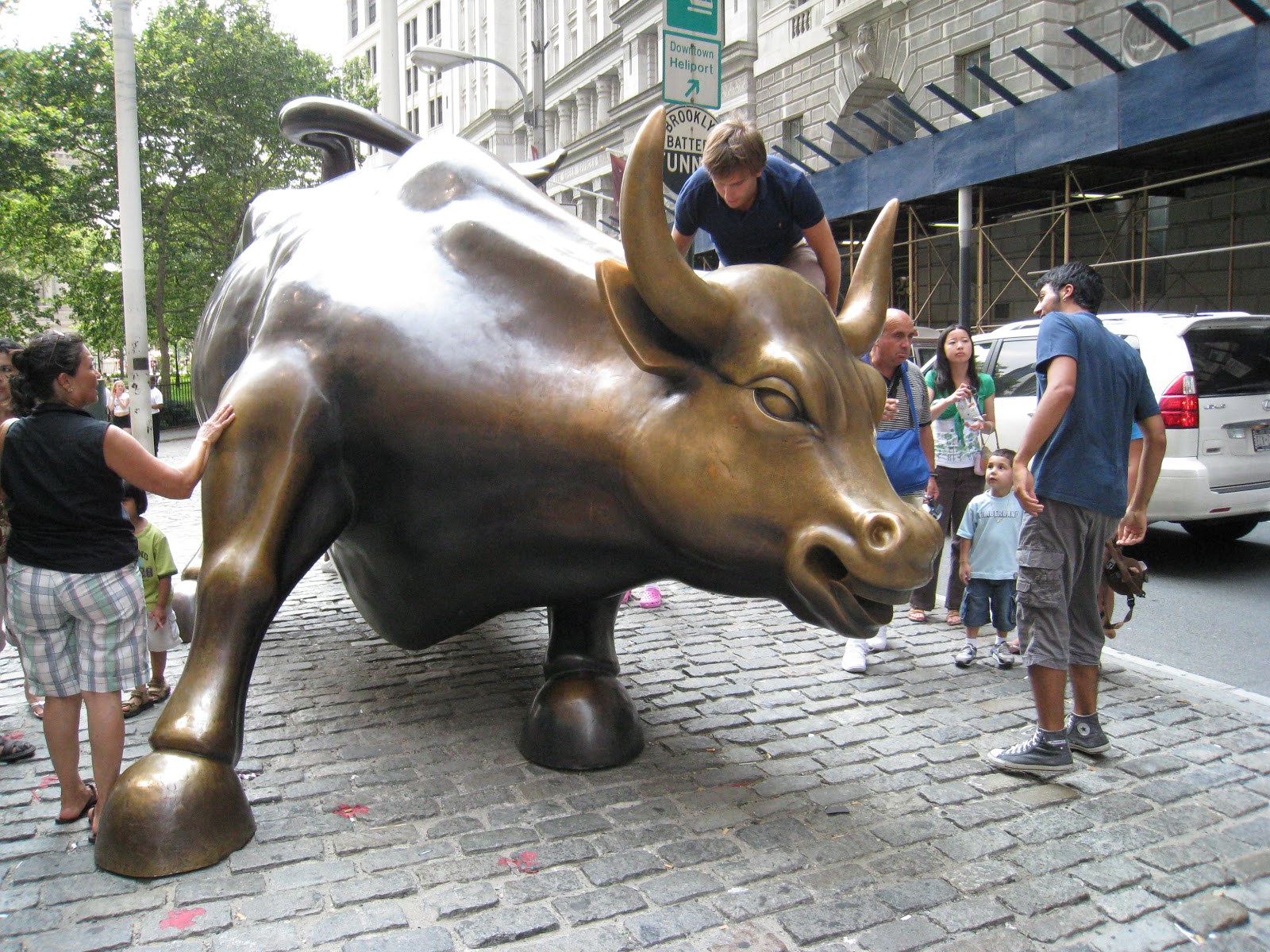 Above the GWB: The Wall Street Bull