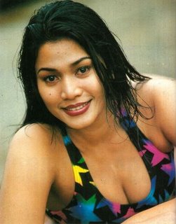 Foto Seksi Anne J Cotto Dalam Sidang Perceraian