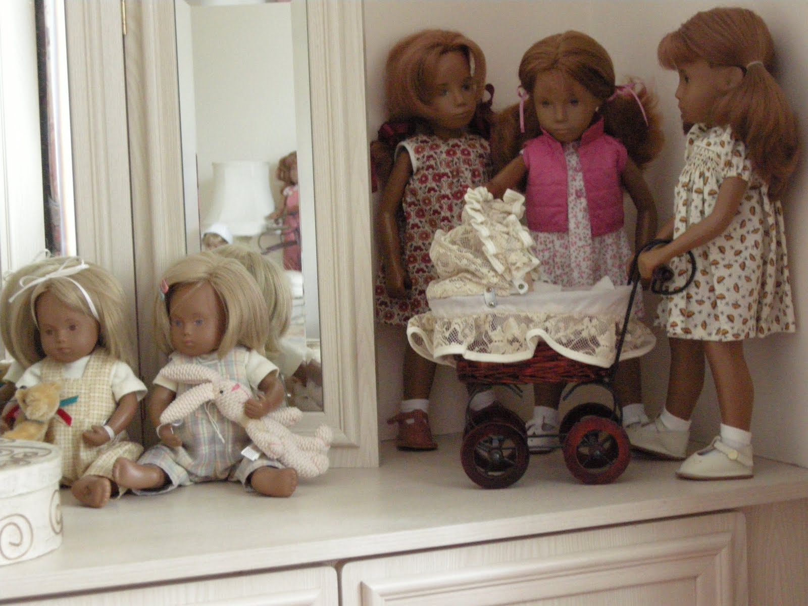 KENDAL'S SASHA BROOD: 05/09/10 - 12/09/10