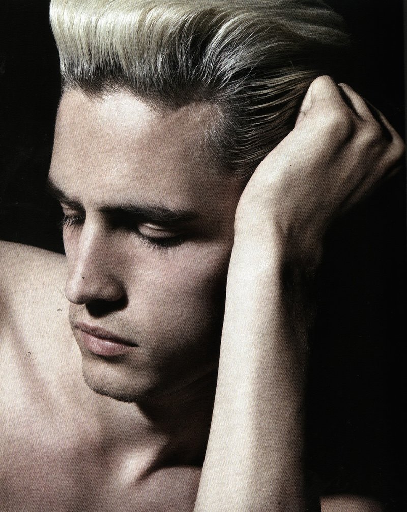 HeadCruise: Model's Time. Stuart Jones.