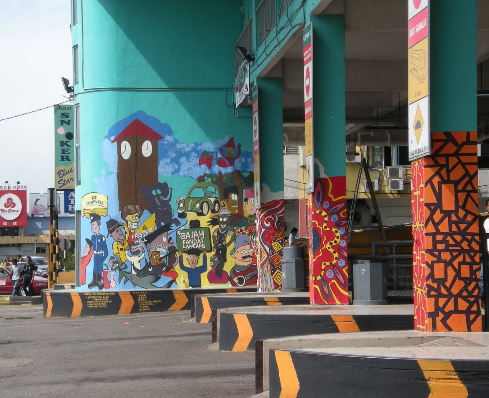 KOI ORANG PAHANG: Conteng Dinding