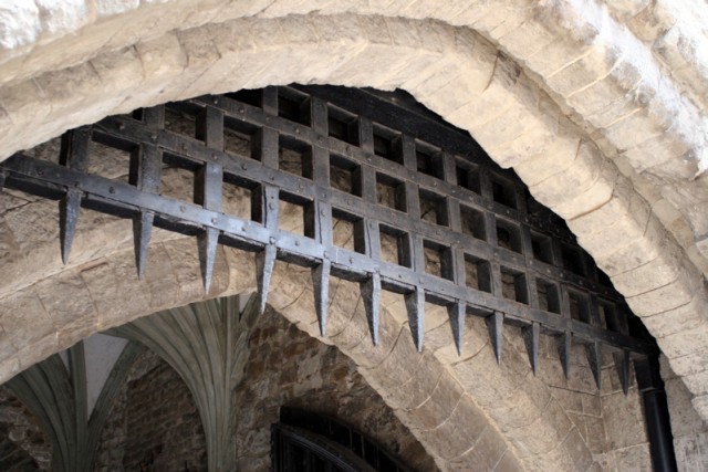 Paddy Fernandez: Defensive Architecture