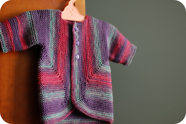 33 Shades of Green: Baby Surprise Jacket - Finished!