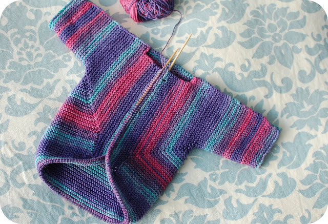 33 Shades of Green: Baby Surprise Jacket - Finished!