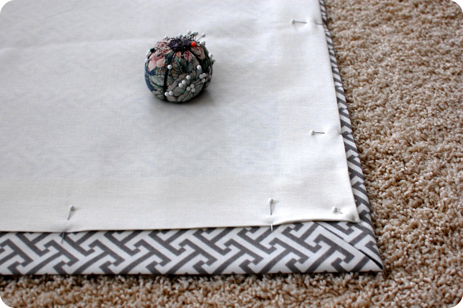 33 Shades of Green: Tutorial. . .How to Sew a Roman Shade