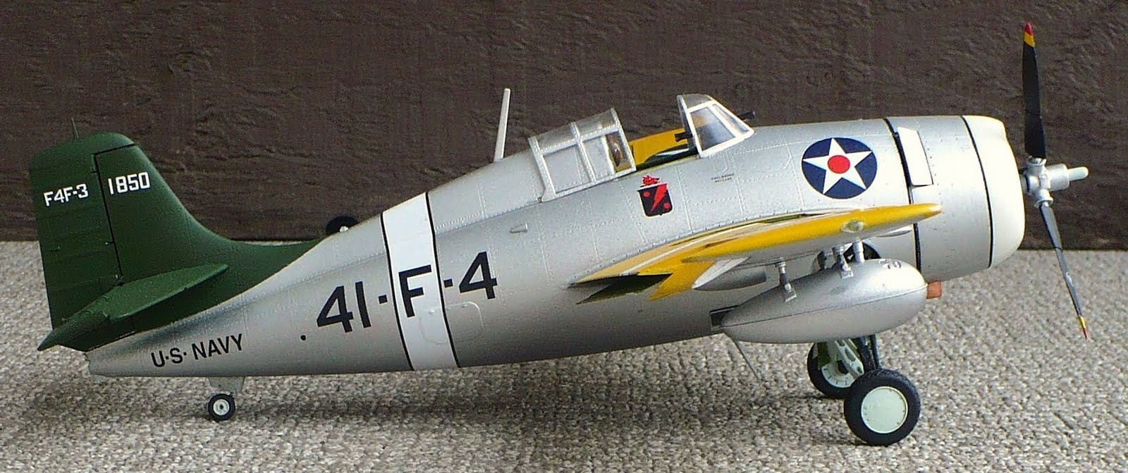 The Great Canadian Model Builders Web Page!: Wildcat.