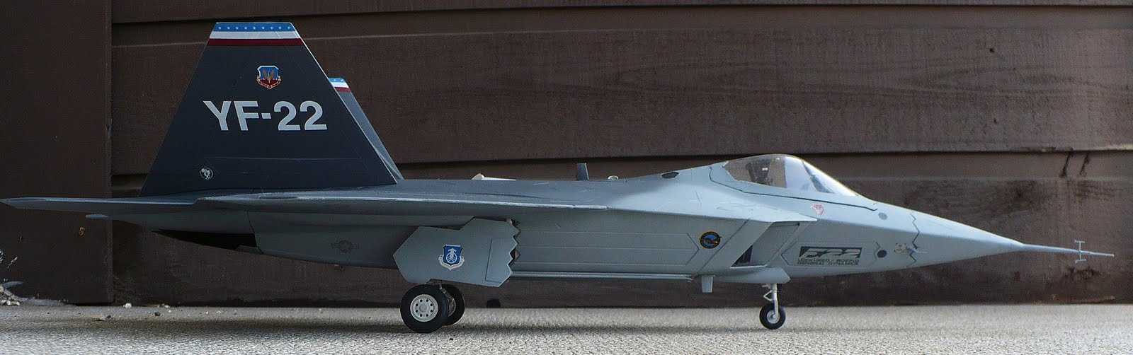 The Great Canadian Model Builders Web Page!: YF 22