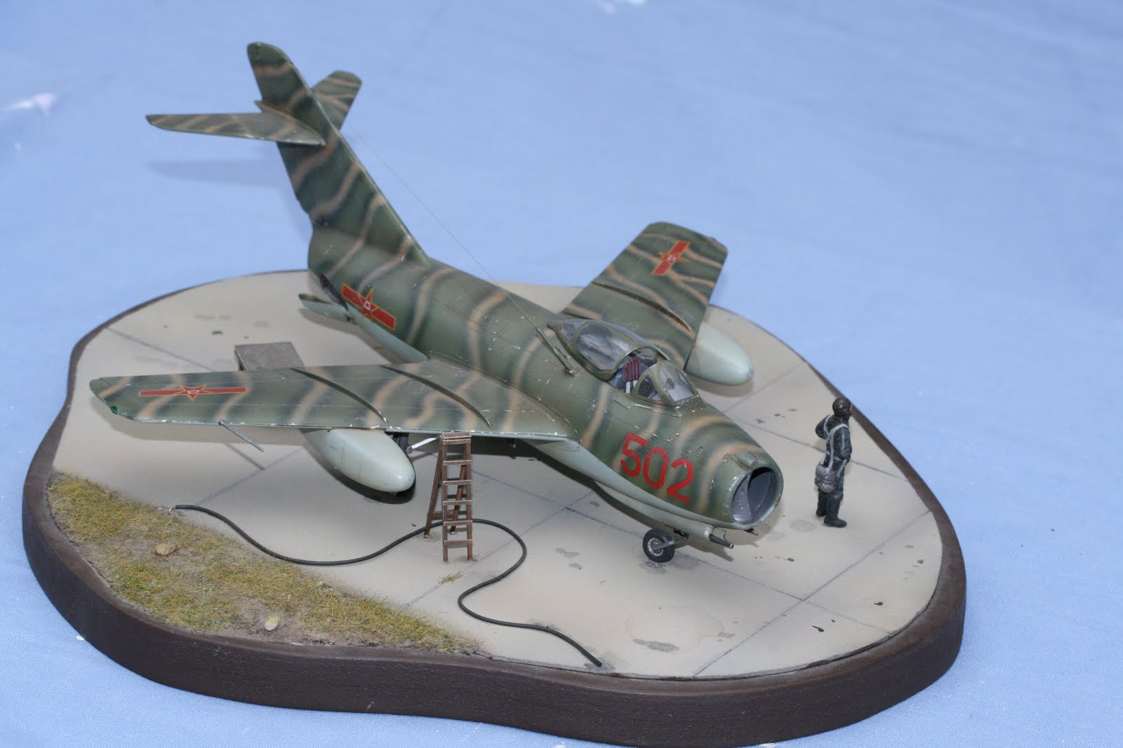 The Great Canadian Model Builders Web Page!: Mig 15
