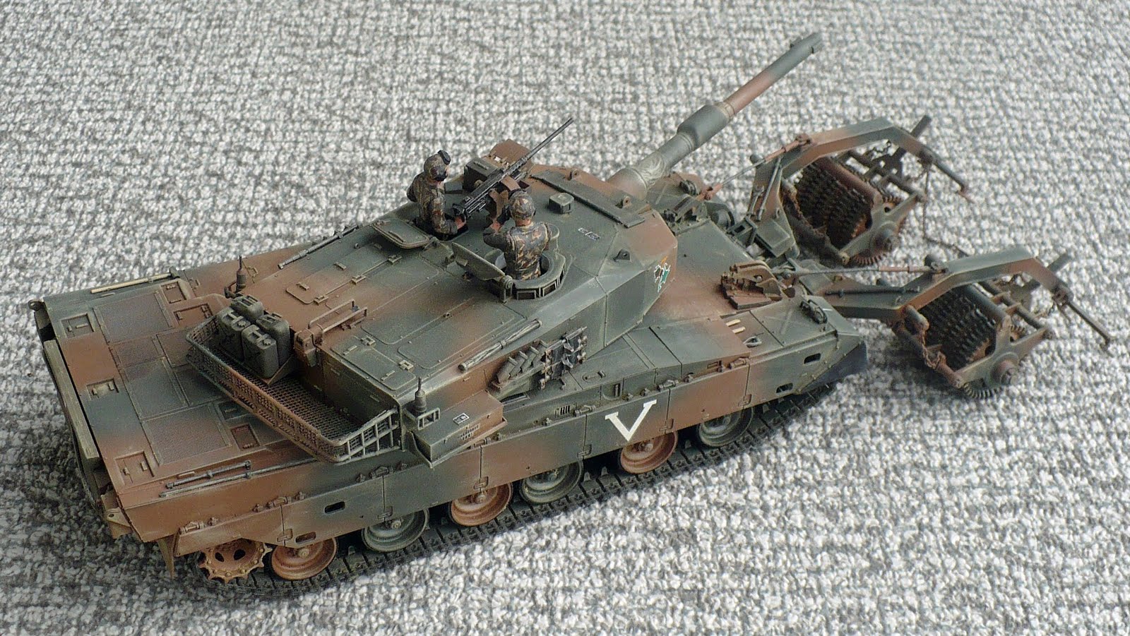 The Great Canadian Model Builders Web Page!: Type 90 Kyū-maru