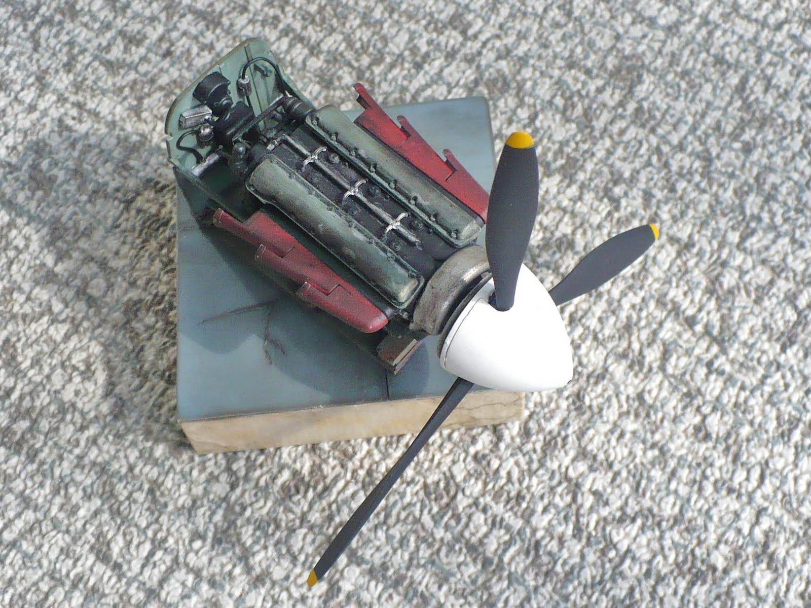 The Great Canadian Model Builders Web Page!: Merlin