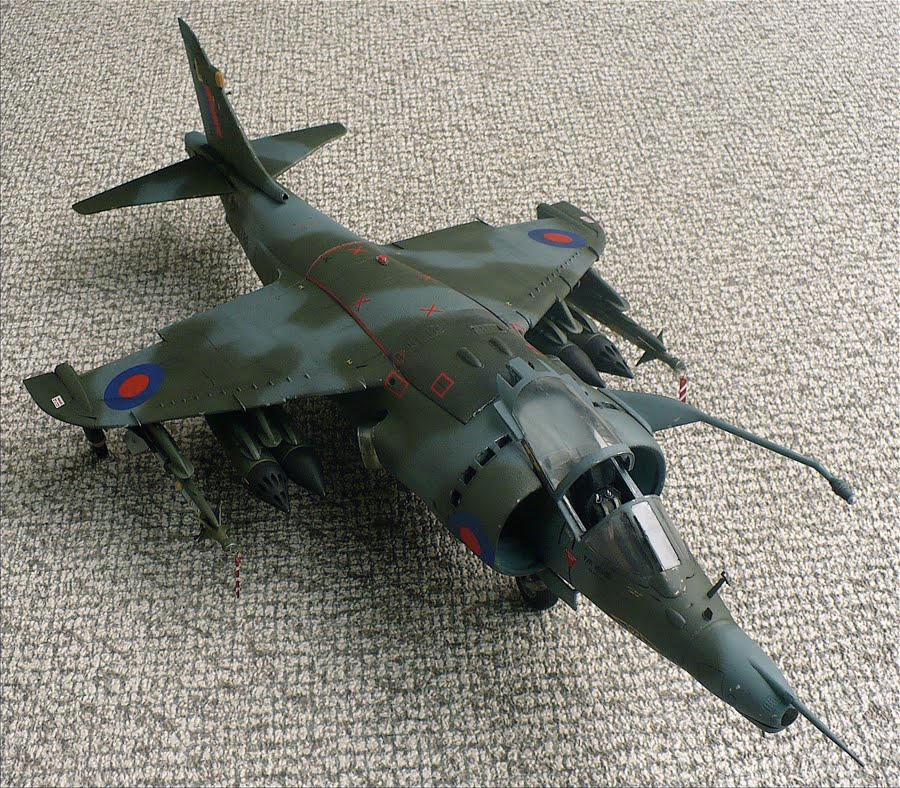 The Great Canadian Model Builders Web Page!: Harrier Repost