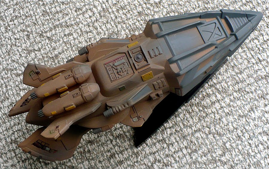 The Great Canadian Model Builders Web Page!: Kazon Shuttle