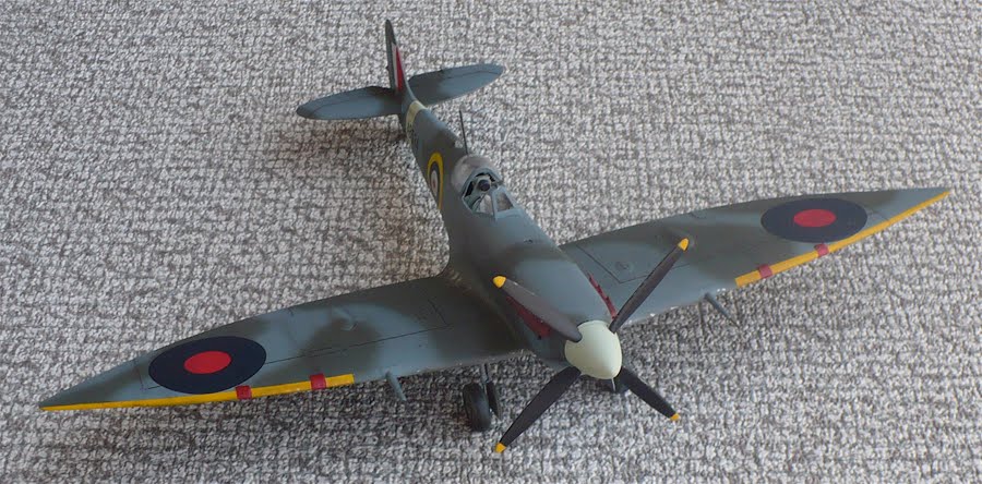 The Great Canadian Model Builders Web Page!: Spitfire MK VI