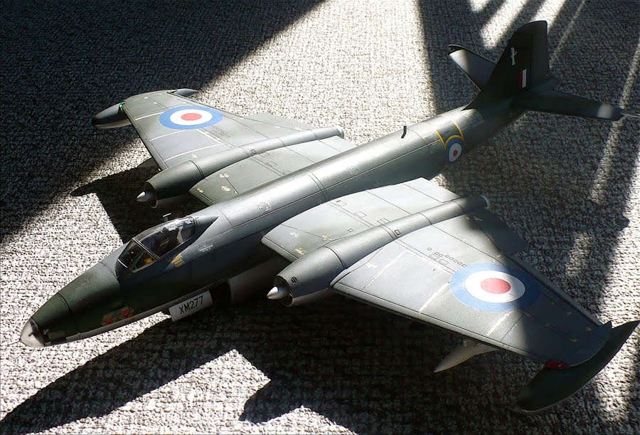 The Great Canadian Model Builders Web Page!: Canberra