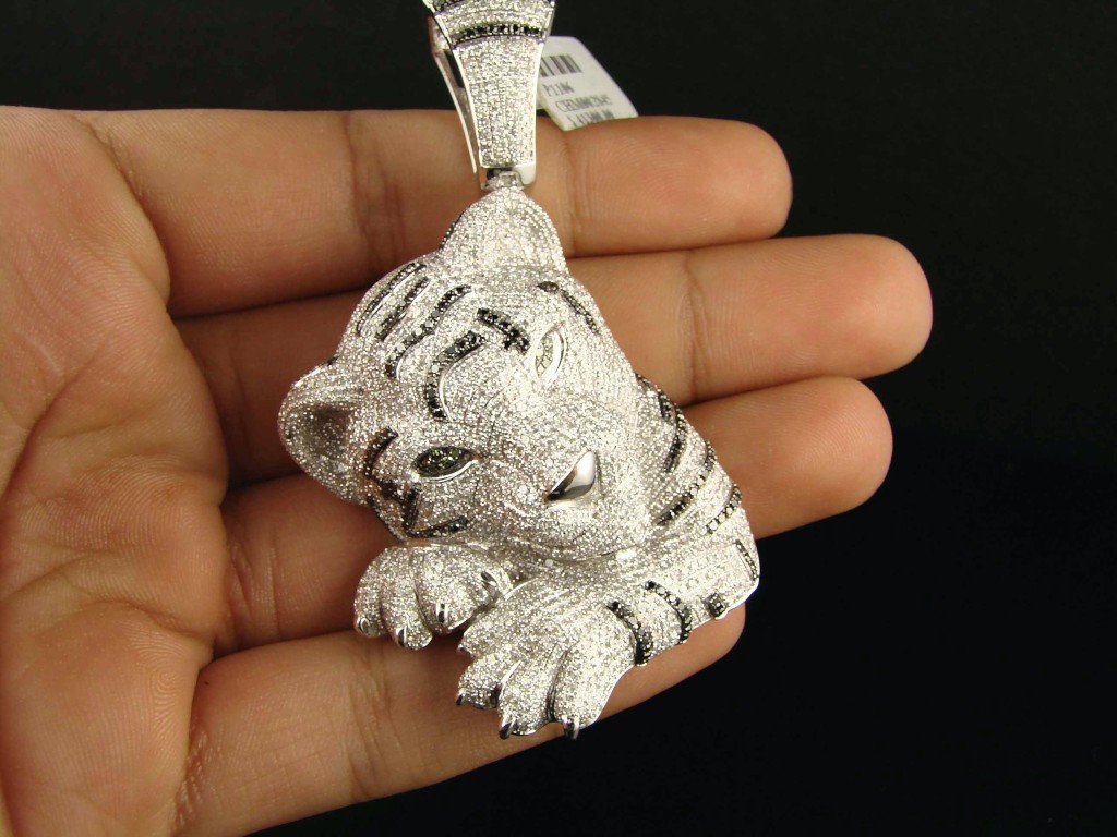 new_york_jewels: 14K BLACK/WHITE TIGER PANTHER DIAMOND PENDANT 10.75 CT