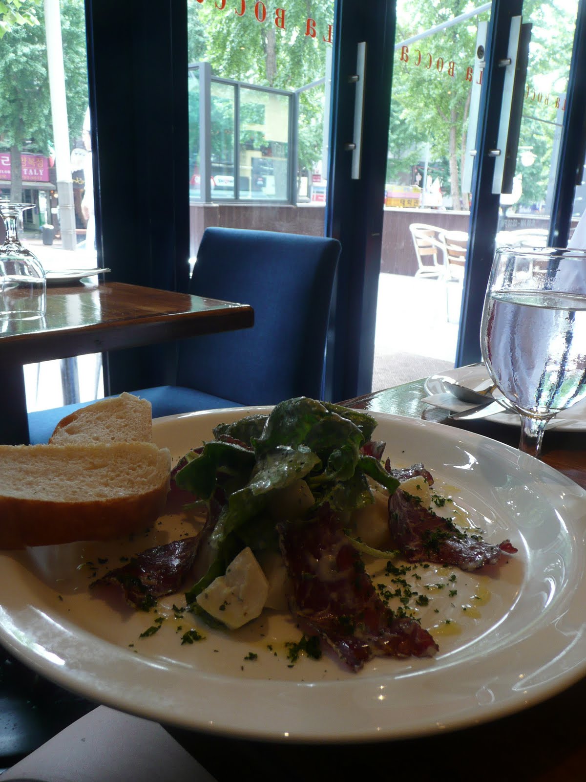 Seoul Restaurant Reviews: La Bocca, Italian Sandwiches in Itaewon