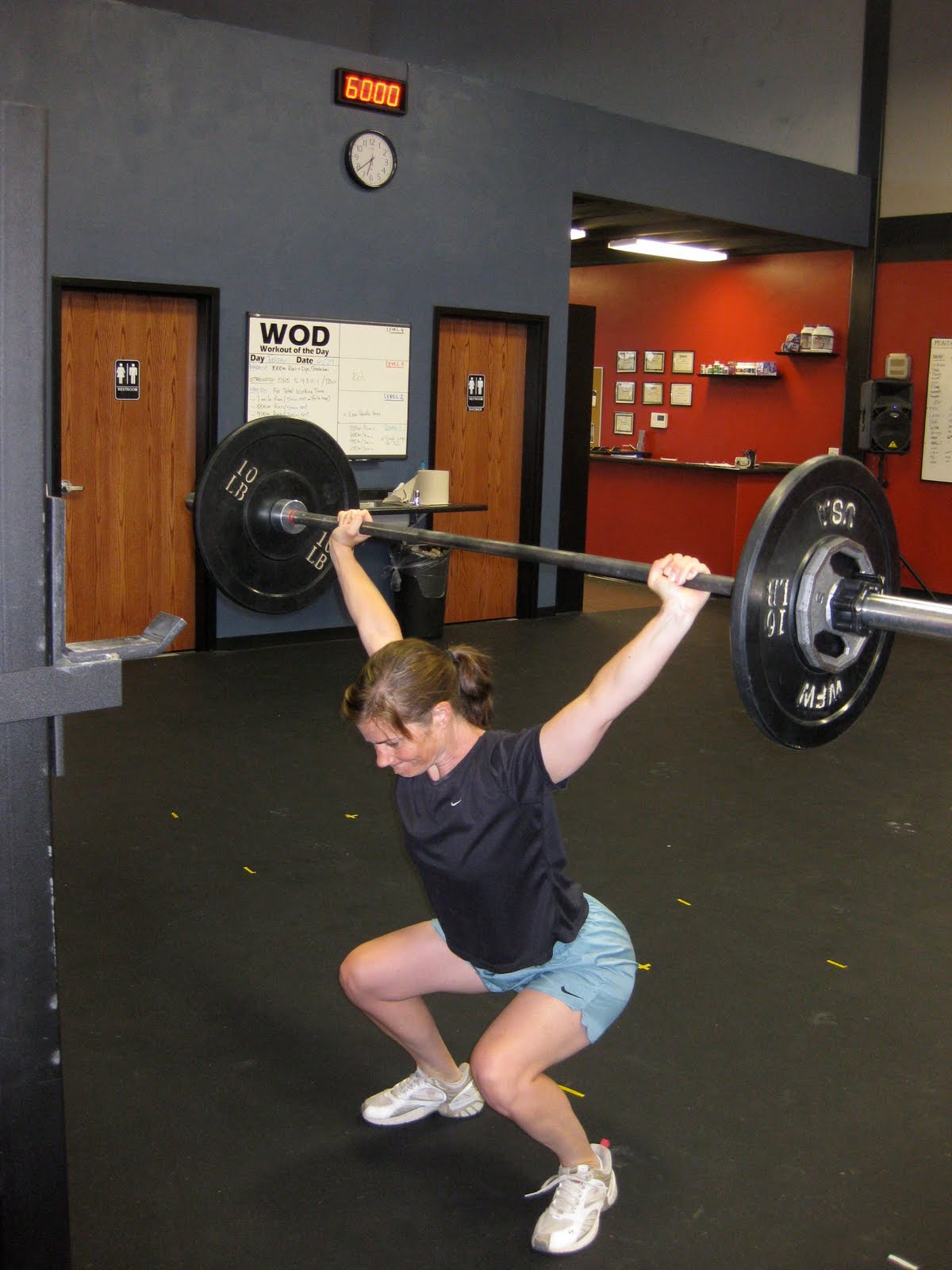 CrossFit Beginner: Overhead Squats