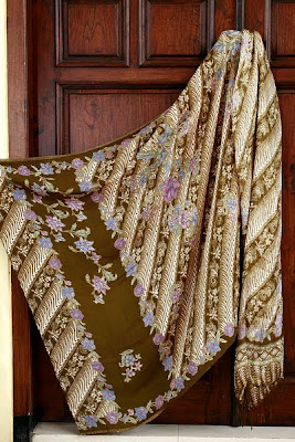 Batik Indonesia: High Quality Handmade Silk Batik Fabric