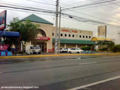 Jamaica Photo Diary: Super Plus New Kingston