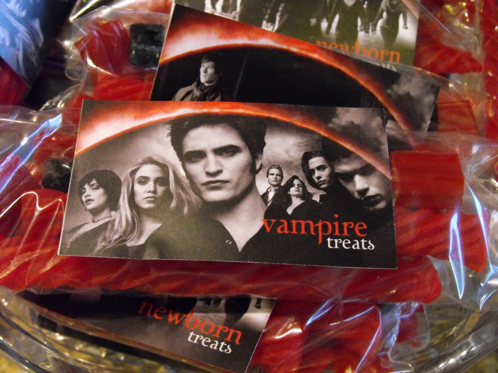 a little of this, a little of that: Twilight Party Ideas