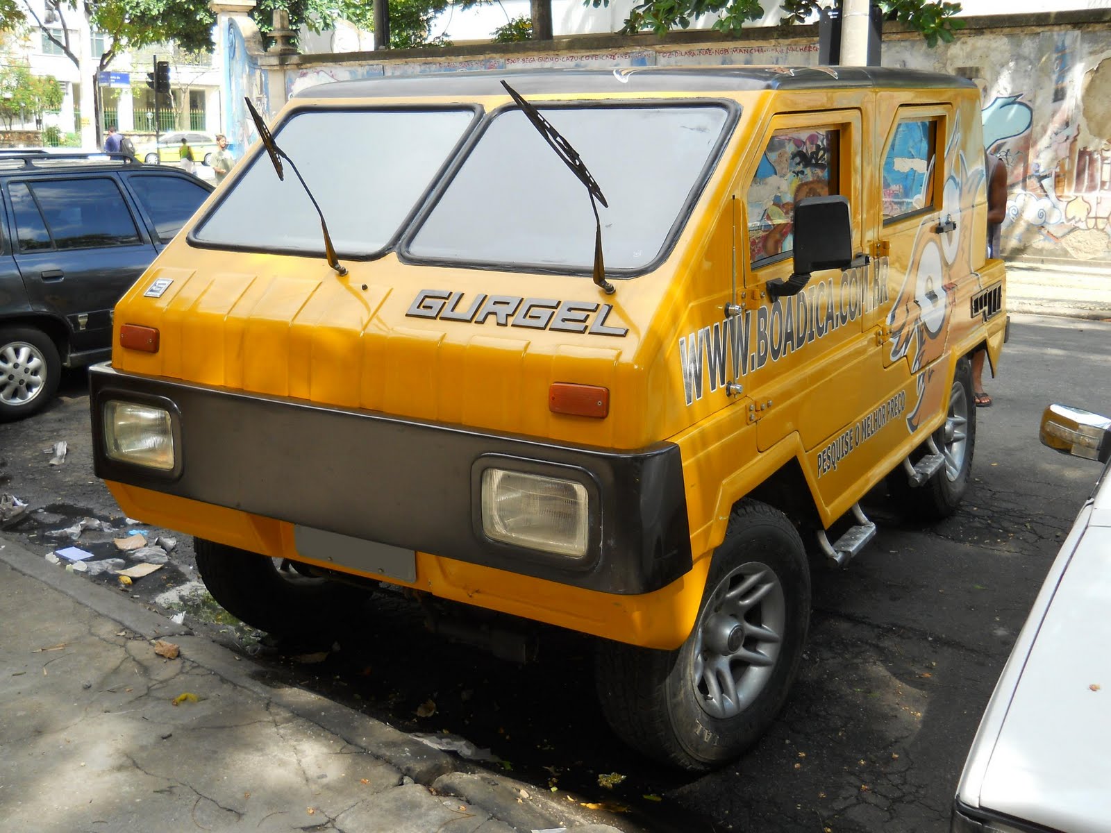 Registros Automotivos do Cotidiano: Gurgel X-15 1981