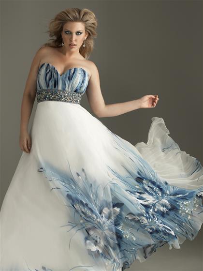 Prom Fashion @ Prom Dress Shop: Night Moves Full Figure