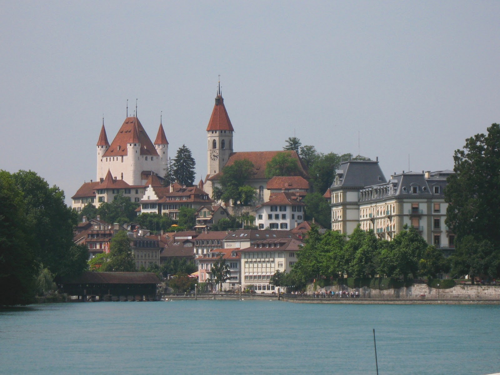 EXPERIENCIAS POR EL MUNDO: THUN (SUIZA)