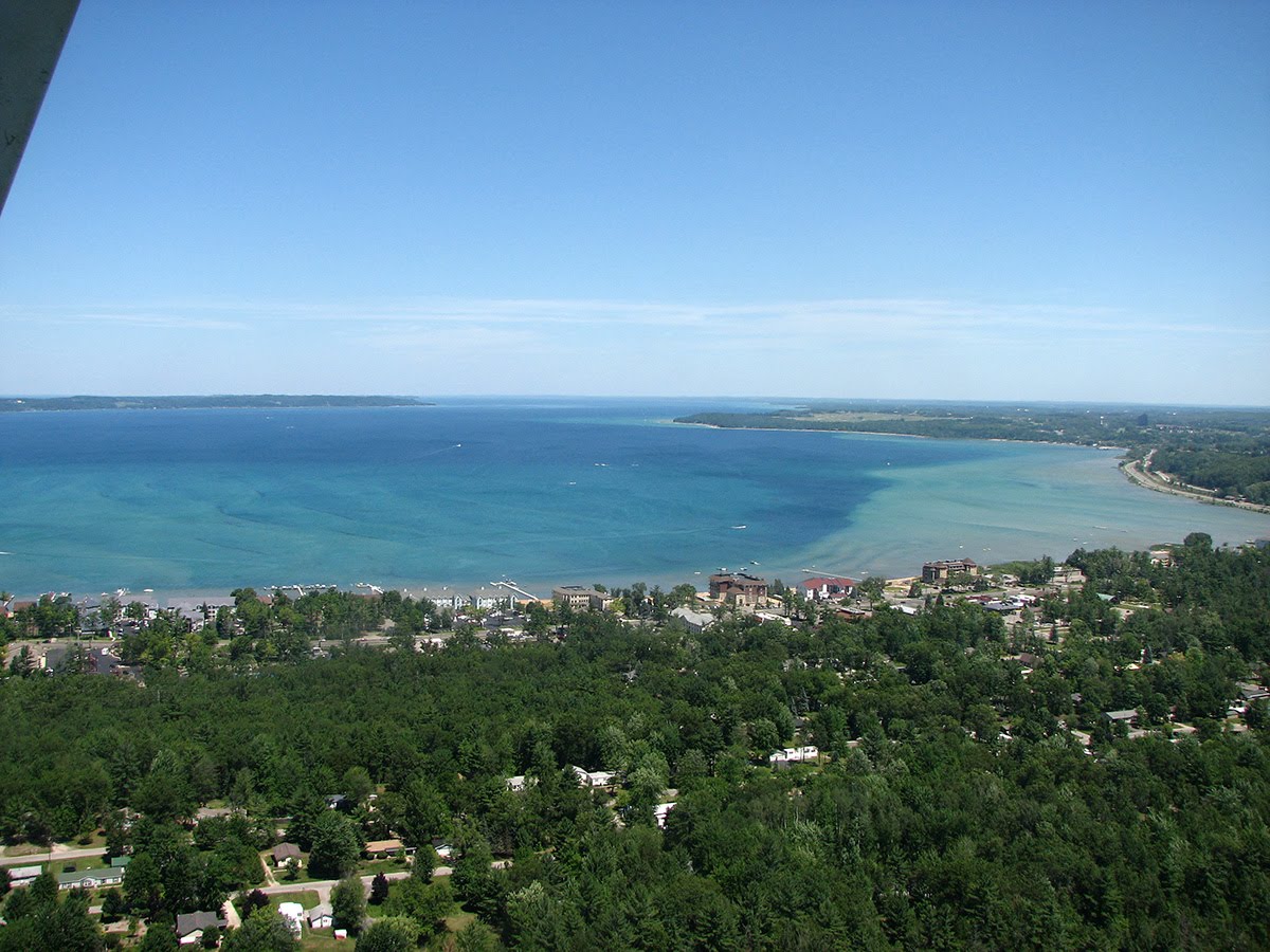 A mile of runway will take you anywhere.: 2010 Summer Adventure - Day 1