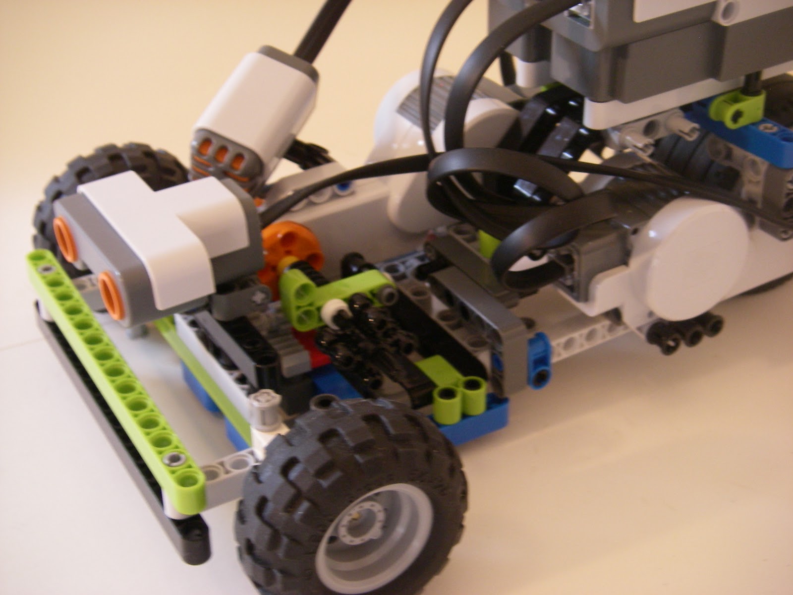 Phinney Robotics: Rack and Pinion Rover