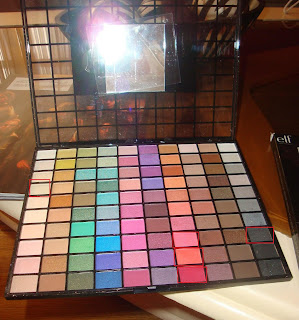 MakeupIsBeauty: Christmas Look using ELF 100 e/s Palette