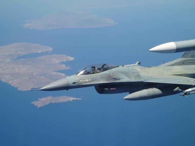 ΕΛΛΗΝΙΚΕΣ ΕΝΟΠΛΕΣ ΔΥΝΑΜΕΙΣ - ΕΘΝΙΚΑ ΘΕΜΑΤΑ: Ο ΚΑΤΑ ΑΕΡΟΣ ΑΓΩΝΑΣ