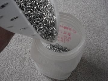 Using Ground Walnut Shells for Polishing Chain Maille / The Beading Gem