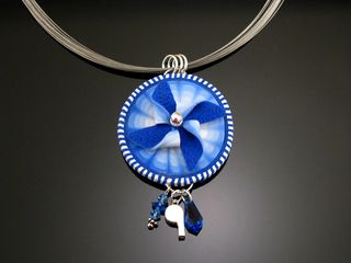 Kinetic Adornments - Moving jewelry / The Beading Gem