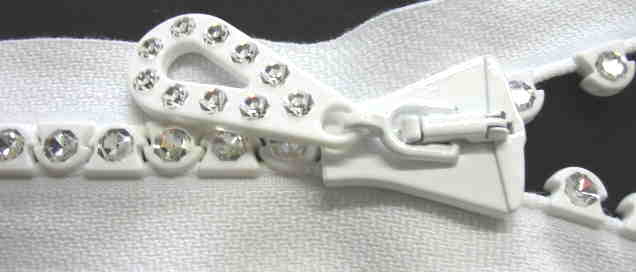 More Zipper Flower Tutorials to Try! / The Beading Gem