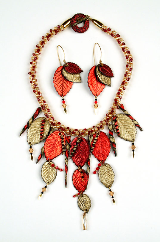 Friendly Plastic Jewelry Tutorials and Giveaway / The Beading Gem