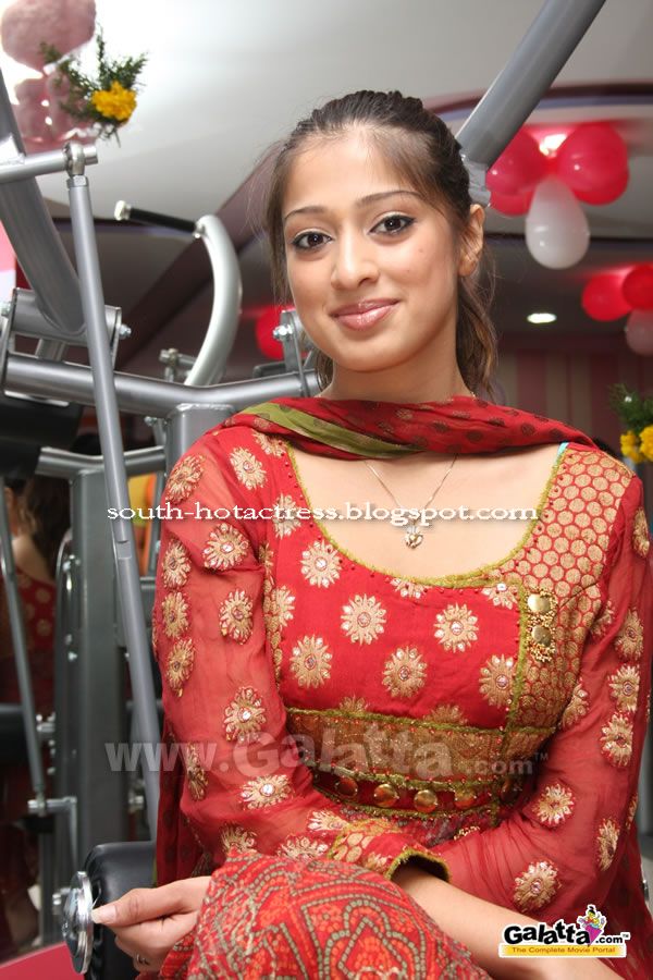 South Hot Actress Rare Stills: lakshimi roy hot actress - lakshimi rai ...