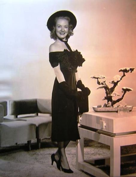 Noir and Chick Flicks: AUDREY TOTTER- Noir Dame.