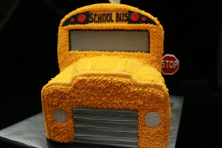 The Cake Artist: School Bus Cake