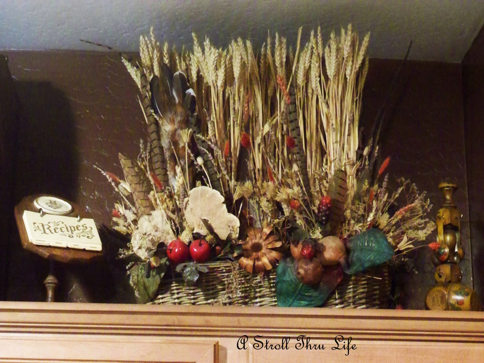 21st Table Top Tuesday - Roosters - A Stroll Thru Life