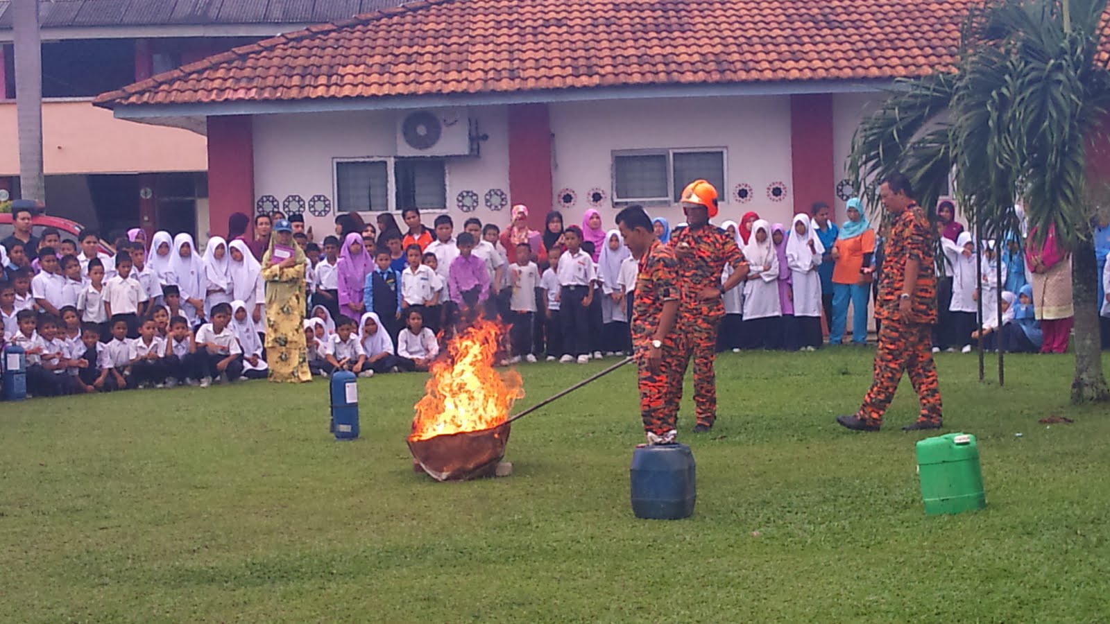 PRASEKOLAH SK TANJONG MALIM: SEKOLAH TERBAKAR